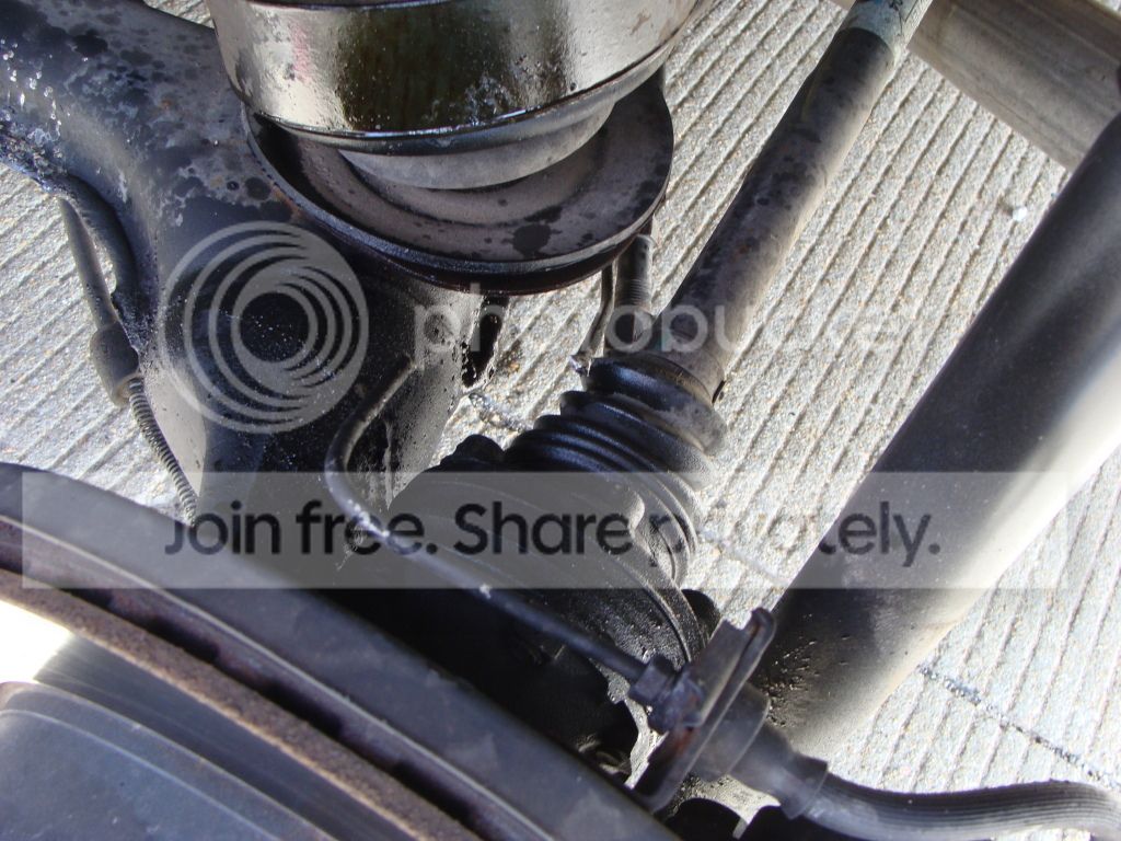 Axle bolt snapped, bracket sheared the brake line | LS1GTO Forums