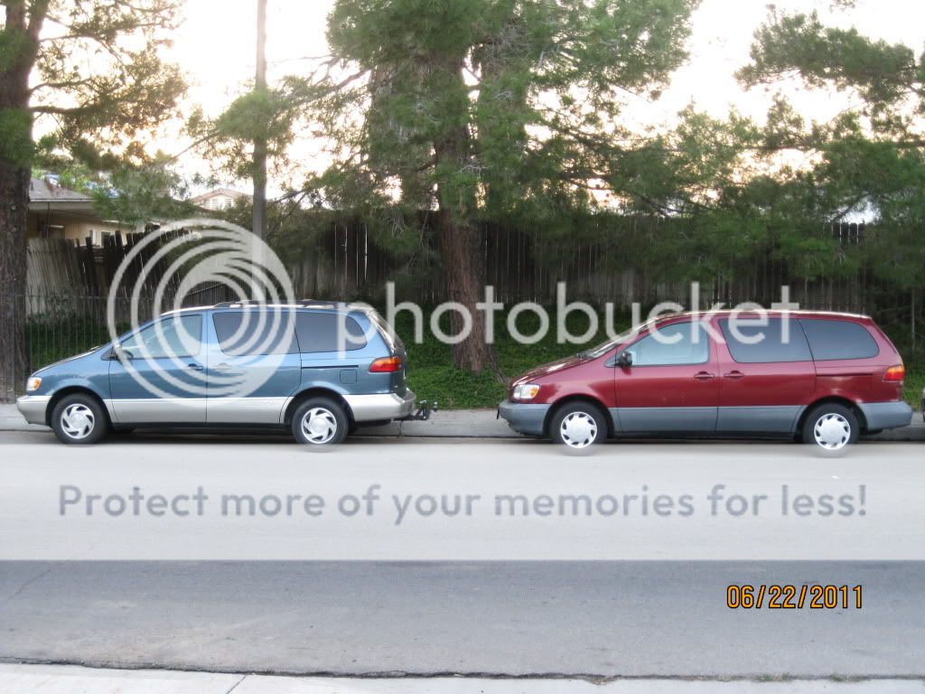 Sienna 1st generation 1998–2003 with Air Lift 1000 air bags | Toyota ...